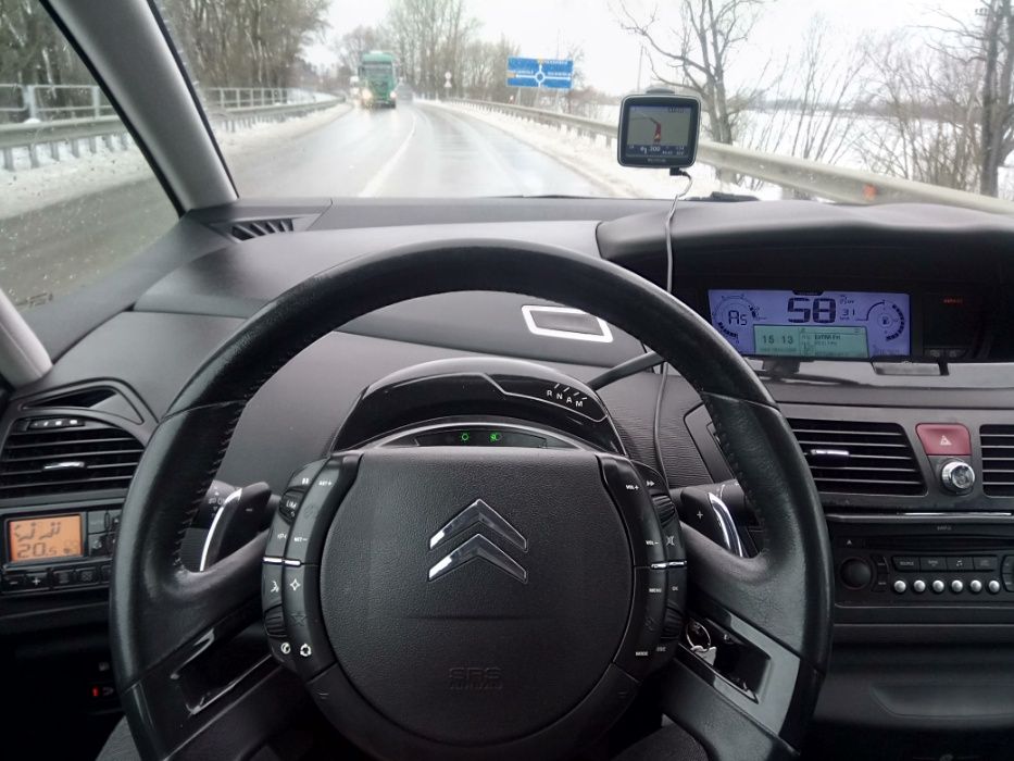 Citroen c4 picasso сітроен пікасо . фари . крило.капот. бампер.Розборк ...