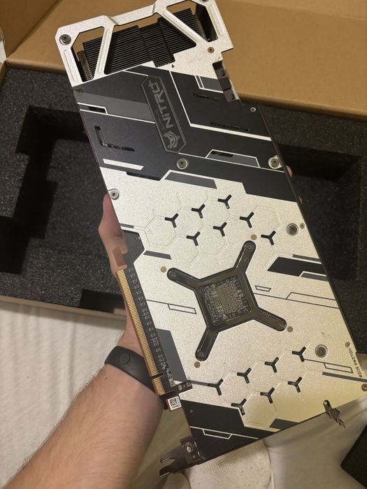 RX 5700 XT sapphire nitro+: 4 000 грн. - Комплектуючі та аксесуари ...