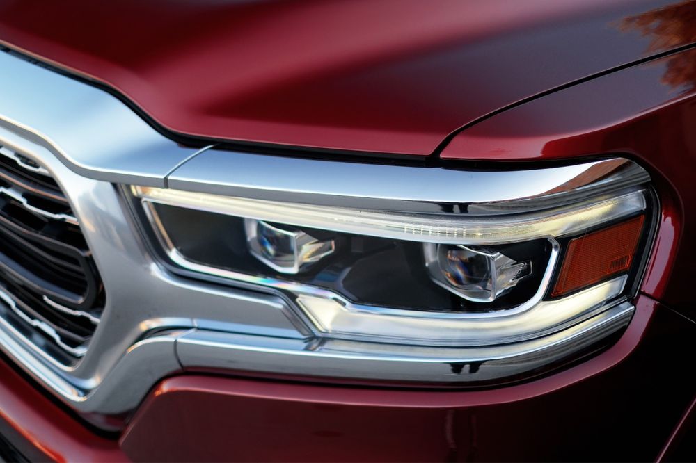 DOGE RAM 1500 Limited Niski przebieg Warszawa Białołęka • OLX.pl