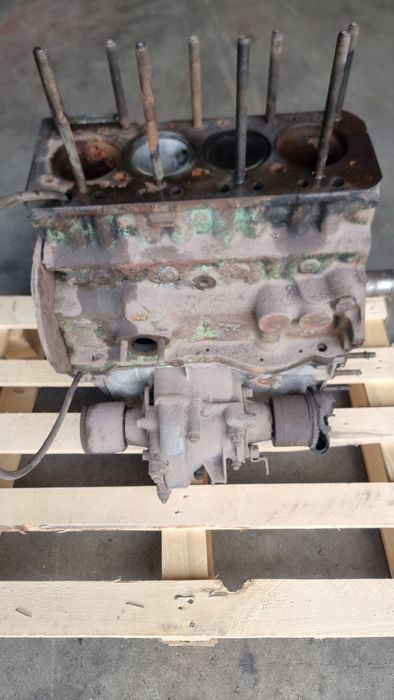 Motor austin mini 1275 Baltar • OLX.pt