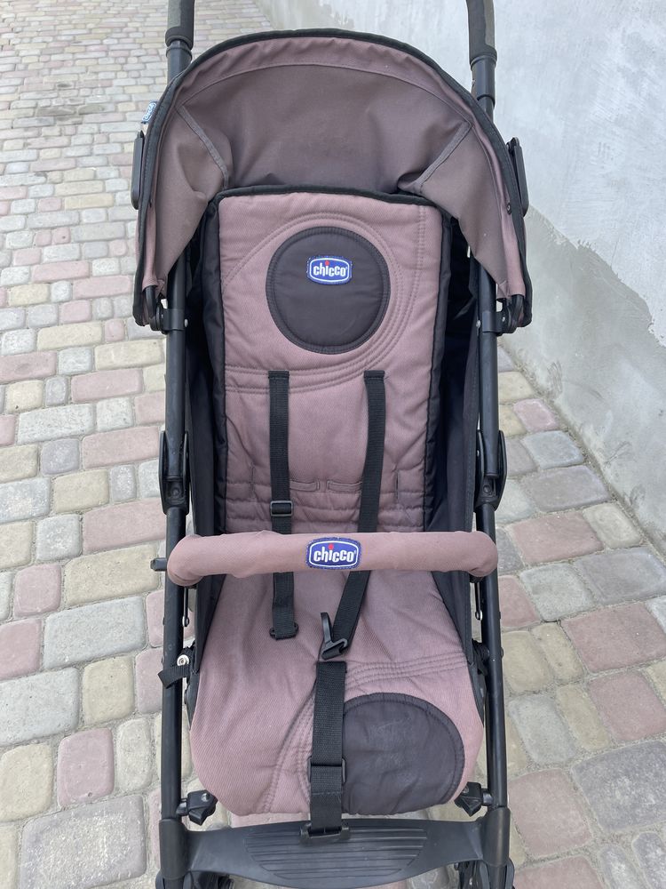 Коляска прогулка Chicco: 1 800 грн. - Дитячі коляски Костопіль на Olx