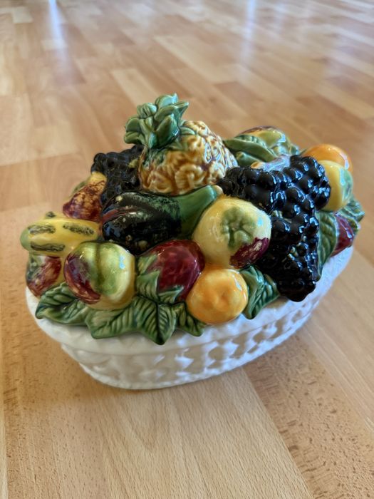 Terrina Bordallo Pinheiro frutas Lumiar • OLX.pt