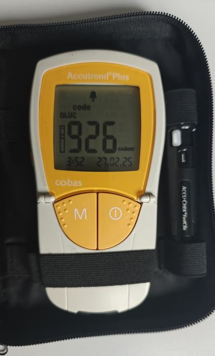 Accutrend Plus ROCHE glukometr pomiar cholesterolu, trójglicery ...