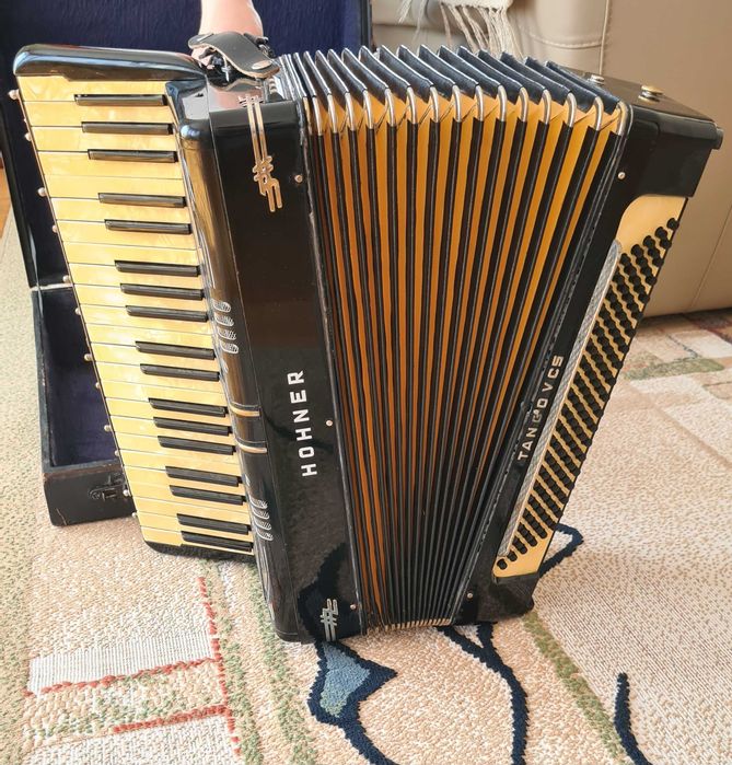 Akordeon Hohner Tango V CS 120 basów Busko-Zdrój • OLX.pl