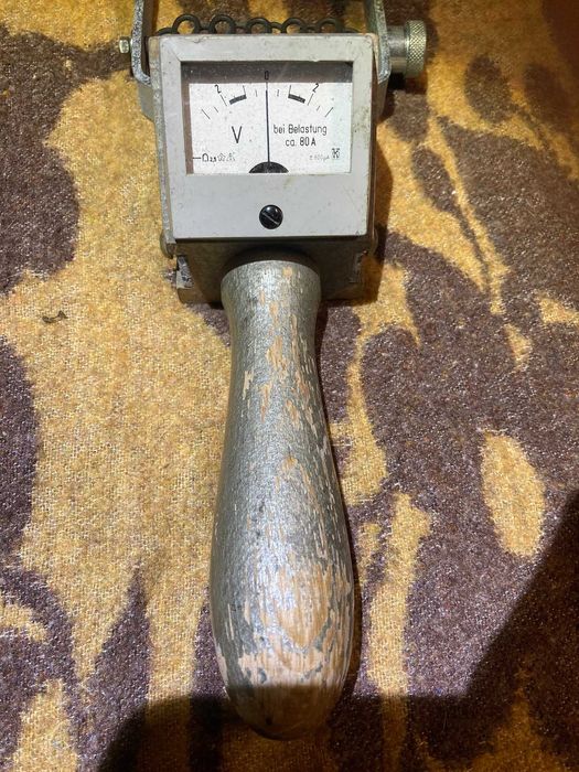 Tester akumulatorów oporowy, pomiar spadku napięcia pod obciążeniem ...