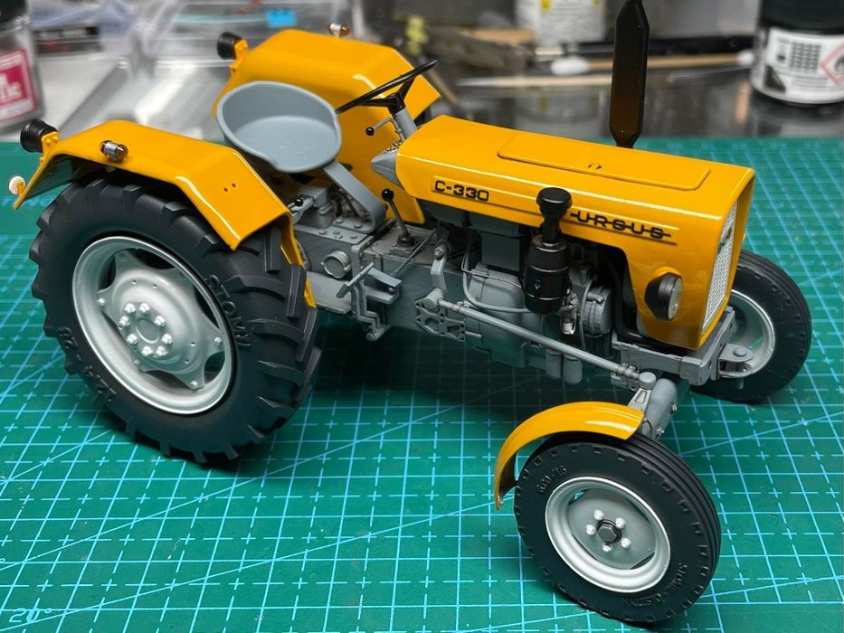 Ursus c330 model skala 1/24 Odrano-Wola • OLX.pl