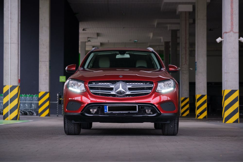 MERCEDES-BENZ-GLC.300-rok2018-2.0T-241KM Kraków Czyżyny • OLX.pl