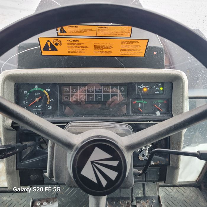 Valtra Valmet 8800 Małogoszcz • OLX.pl