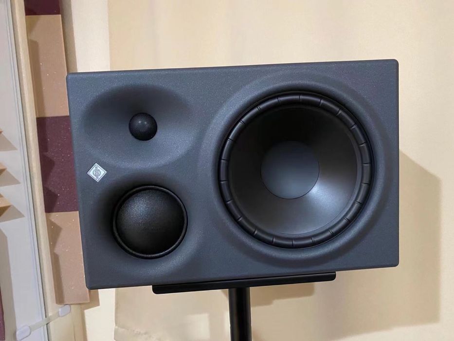 Neumann KH310 (Par Calibrado na Fabrica) Duas Colunas Audiofilas ...