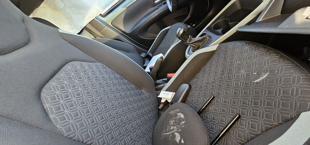 Toyota Yaris cross Lubin • OLX.pl