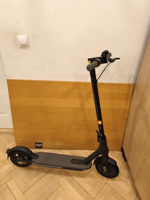 Hulajnoga elektryczna Xiaomi mi electric scooter essential Michałowice • OLX.pl