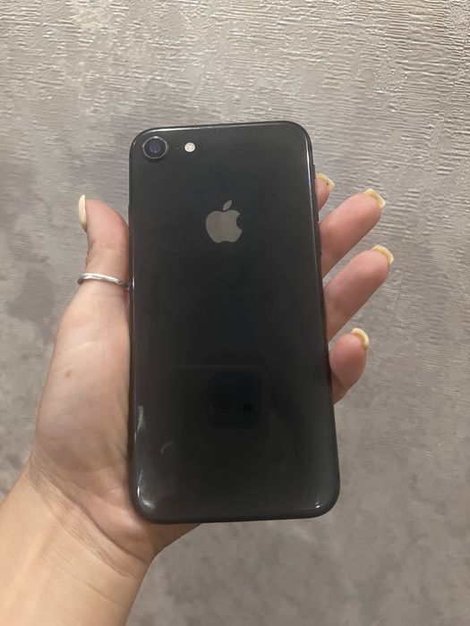 Iphone 8,88 АКБ.: 3 000 грн. - Мобільні телефони / смартфони Лозова на Olx