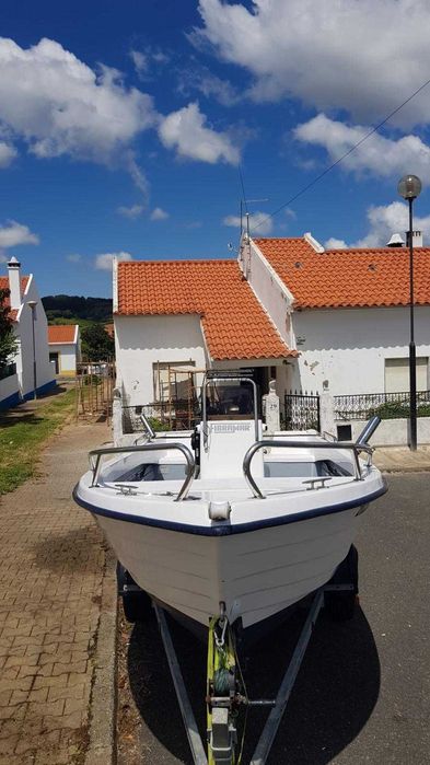 Barco Fibramar 4,15m com Mercury 25hp 4 tempos Olhão • OLX.pt