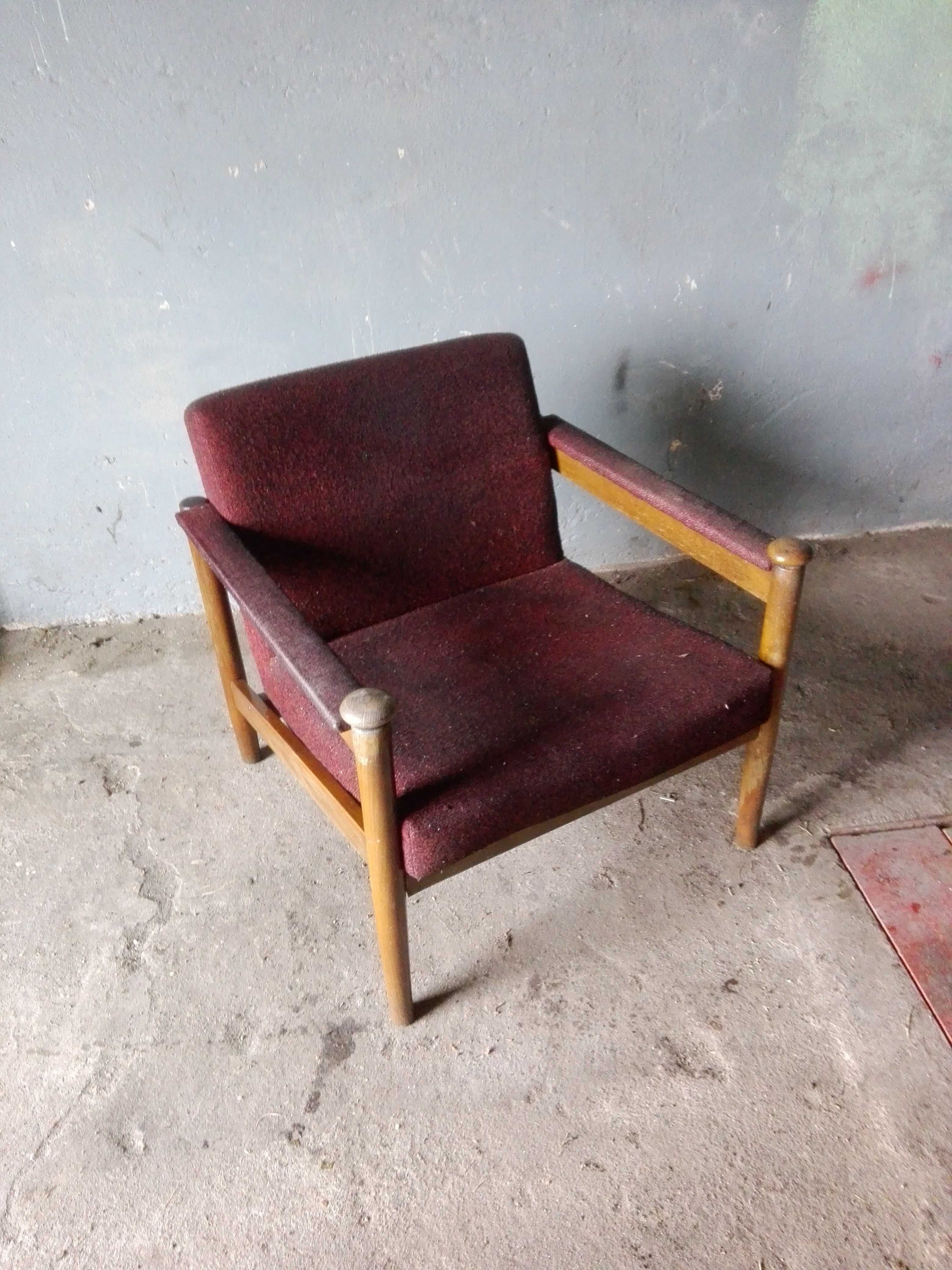 Stary Fotel -PRL- Piła • OLX.pl Stary Fotel -PRL- Piła • OLX.pl