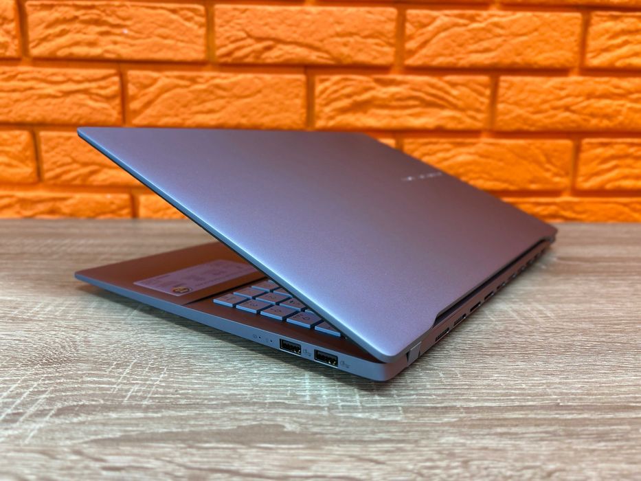15.6'' Asus VivoBook S 15/3K OLED 120Гц/Ultra 7 155H (16ядер), 1TB, 16: ...