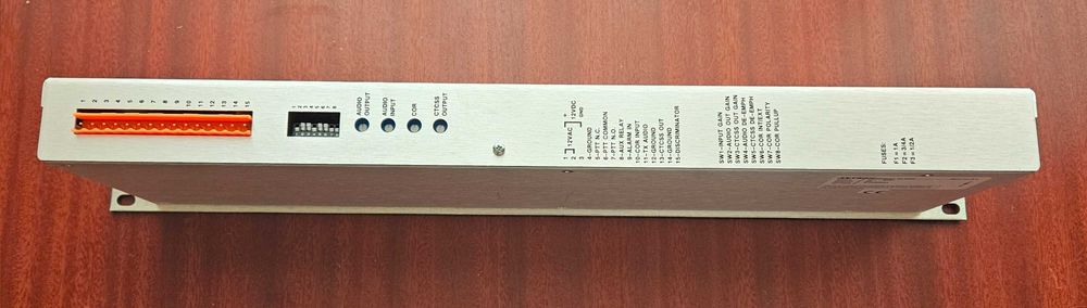 Radiokomunikacja; Zetron Model 38A - sterownik repeatera VHF/UHF ...