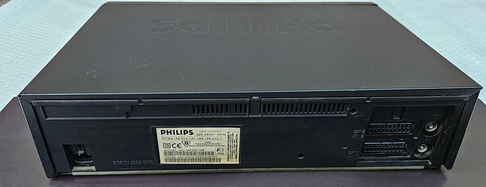 Magnetowid VHS Philips VR 200 Leśna • OLX.pl