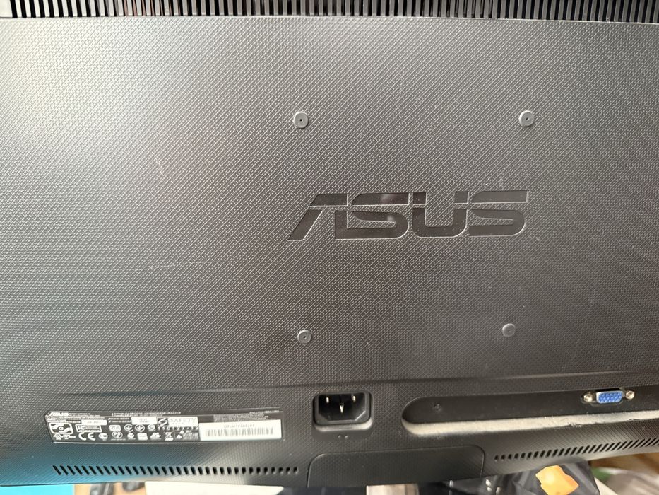Монитор ASUS VS228 / VS228D: 700 грн. - Монітори Одеса на Olx
