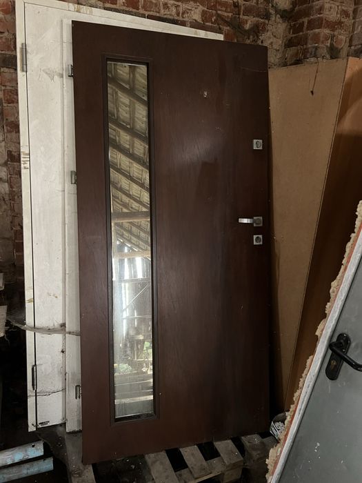 Drzwi zewnetrzne drewniane Sadków • OLX.pl