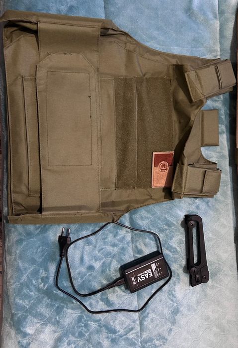 Pack Completo Airsoft - Réplica M4 Specna Arms + Equipamento Monção E ...