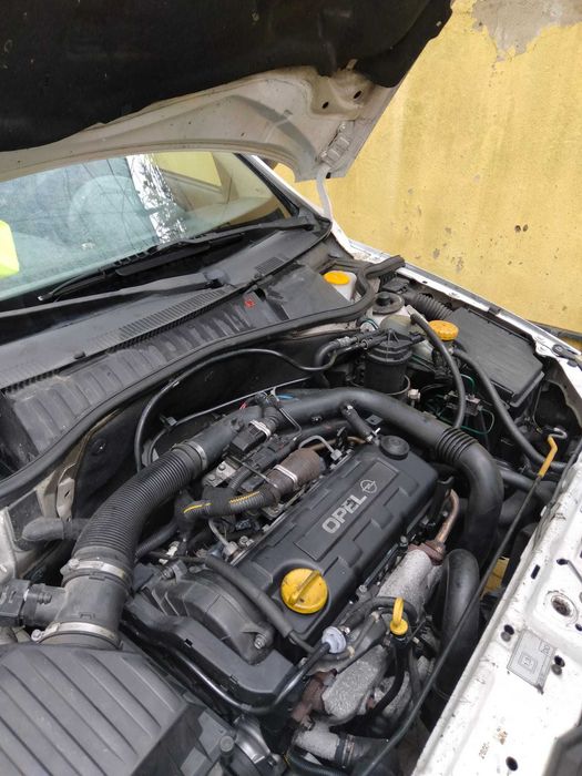 Opel corsa a gasóleo Rio de Mouro • OLX.pt