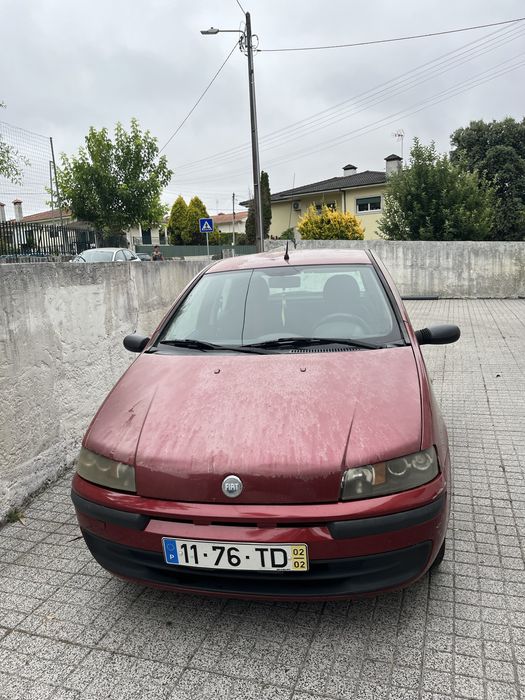 Fiat Punto de 2002 Santa Maria Da Feira, Travanca, Sanfins E Espargo ...