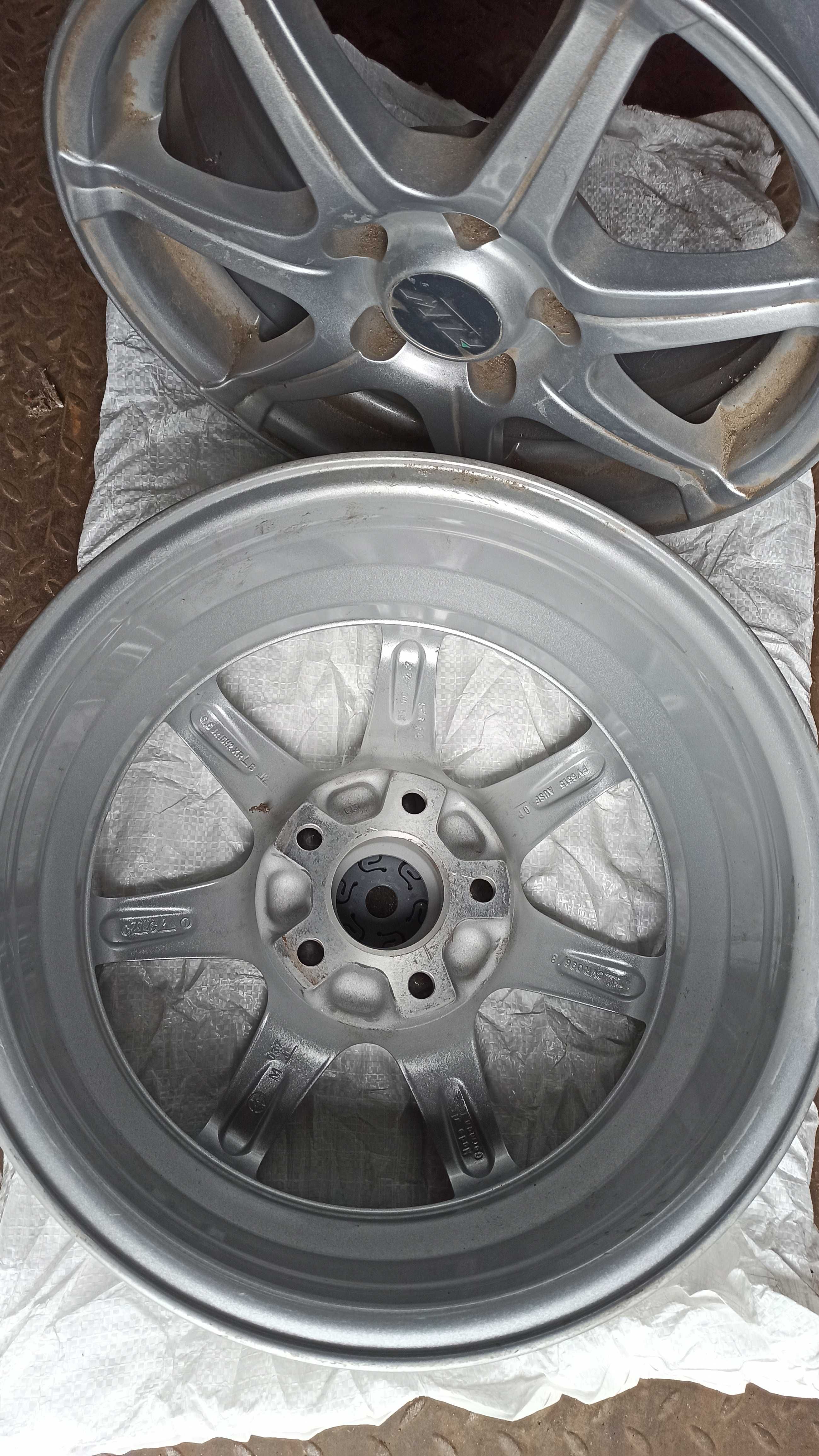 Диски BMW R15, 61/2jx15H2, комплект+2 легкосплавних диски PLW: 385 грн ...