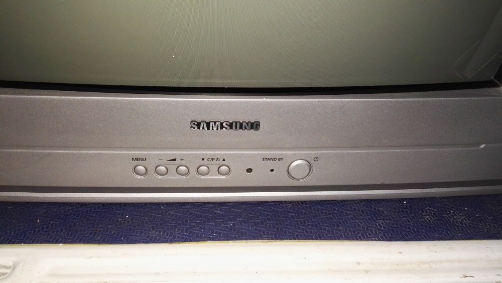 Televisão TV samsung 28 polegadas Odivelas • OLX Portugal