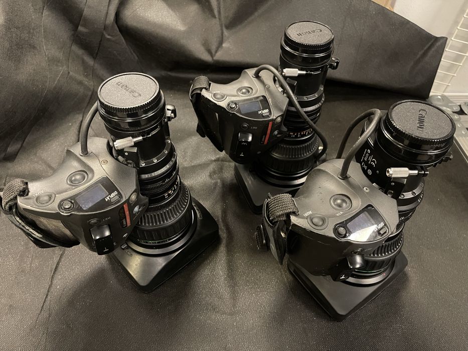 Продам обєктив Canon j17ex7.7B4: 12 600 грн. - Об'єктиви Київ на Olx