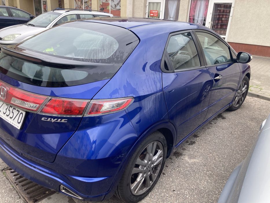 Sprzedam honda civic 8 gen 2009 1.8 benzyna Spore • OLX.pl
