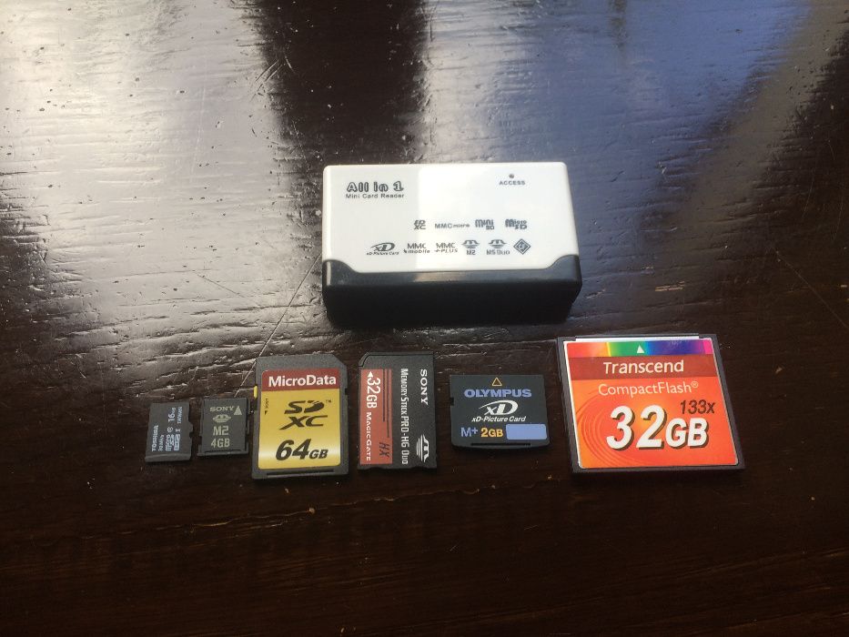 Картрідер для карт microSD xD CF MS M2 MMS TF SD універсал Card Reader ...