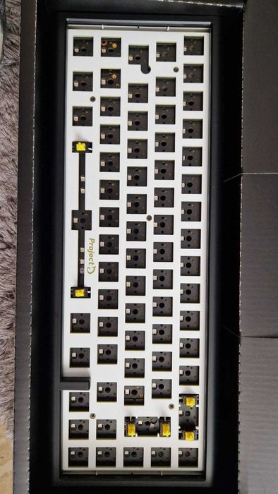 Barebone Ducky Tinker65 65% RGB Black (ISO) Odivelas • OLX.pt