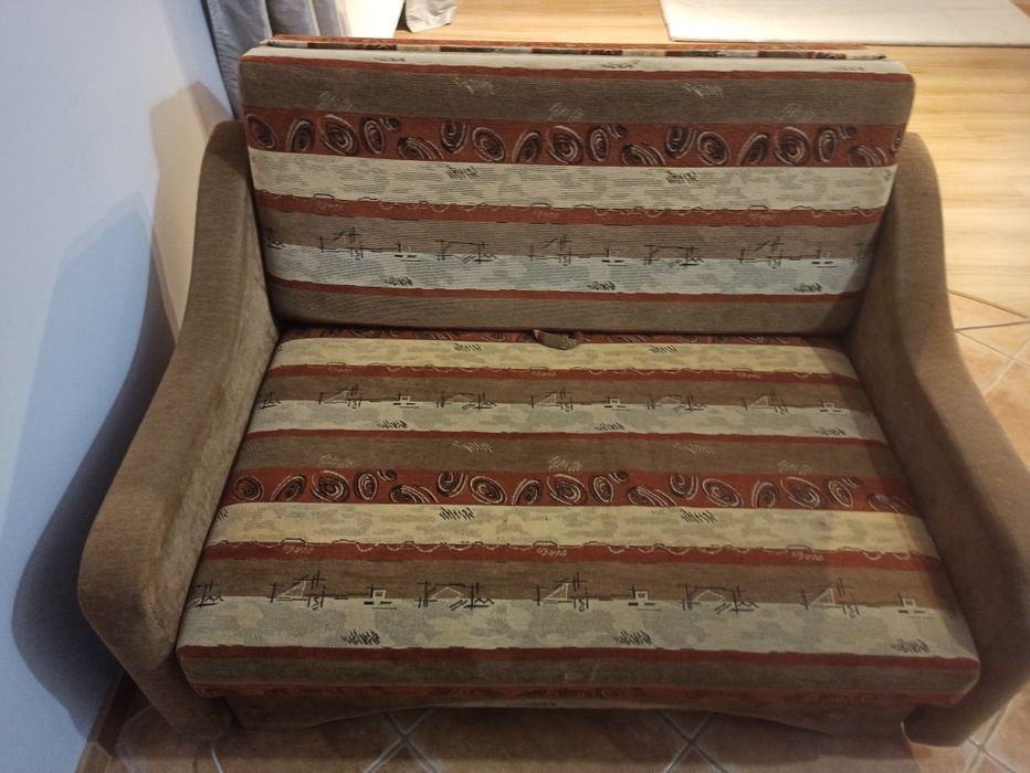 Sofa rozkładana z funkcją spania i z pojemnikiem Wejherowo • OLX.pl