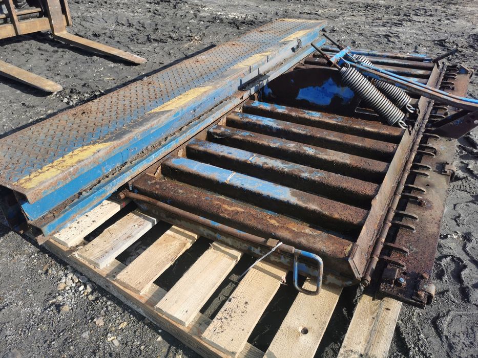 Mostek przeładunkowy sprężynowy, rampa przeładunkowa. Niegowonice • OLX.pl