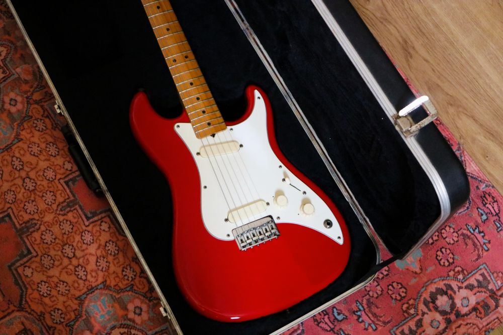 Fender Bullet S2 USA 1982 São Mamede De Infesta E Senhora Da Hora • OLX.pt