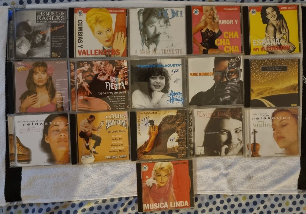 Lote Cds Musicas Antigas Vários Águas Livres • OLX.pt