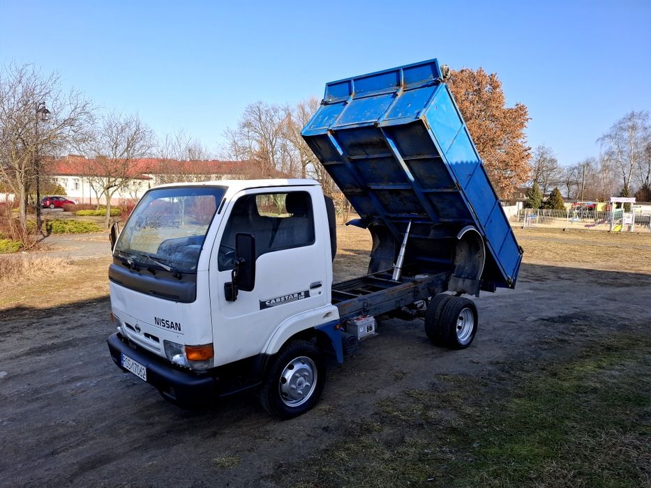 Nissan Cabstar#wywrotka_2000r#3.0disel#zdrowy gotowy do jazdy ! Sieroszewice • OLX.pl