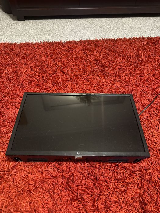 Tv led smart 24” Ermesinde • OLX Portugal