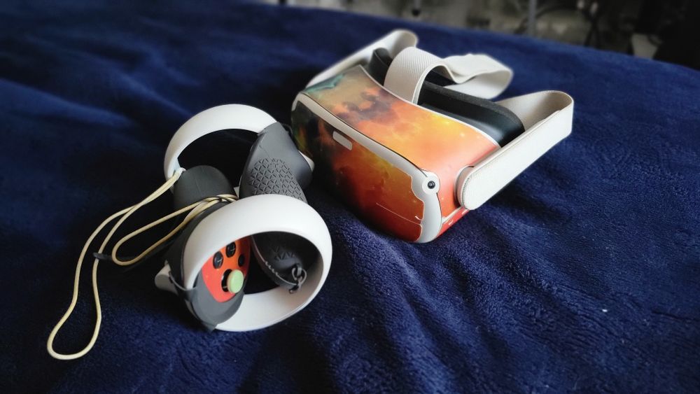 З КЕЙСОМ!!! Oculus Quest 2 256GB: 12 000 грн. - Інші ігрові аксесуари ...