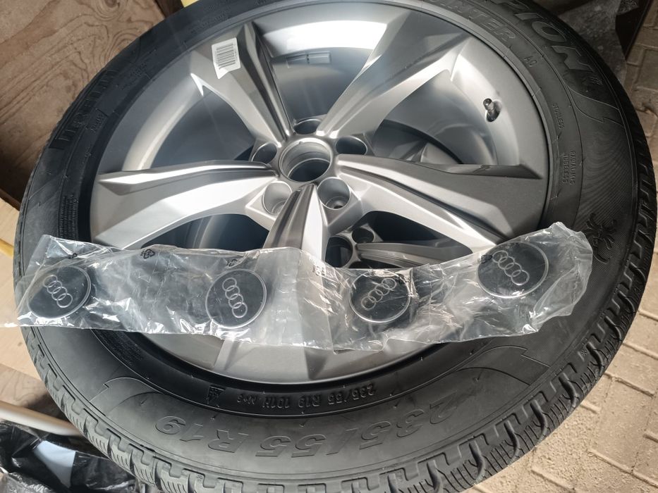 Koła AudiQ5,Q7 19/235/55 5x112 Felgi OEM Audi Pirelli Scorpion Winter ...