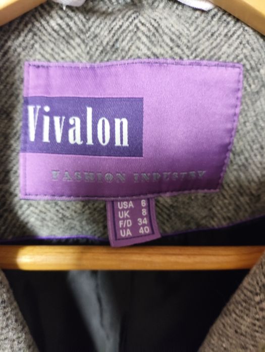Шерстяное пальто Vivalon: 700 грн. - Пальто Вишневе на Olx