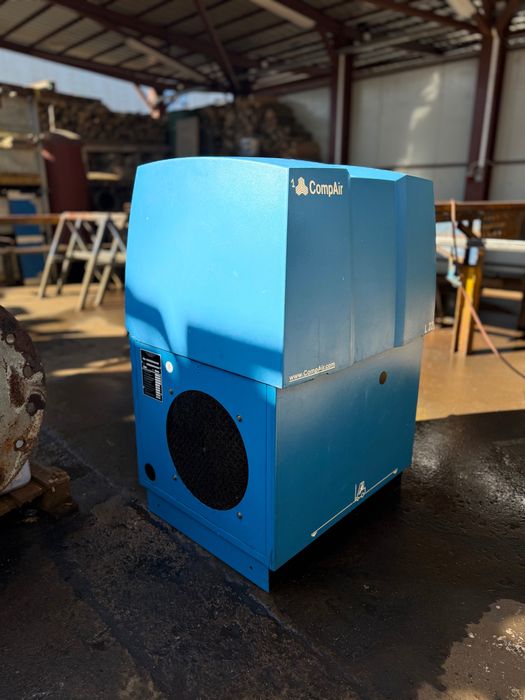 Sprężarka śrubowa COMPAIR L22 Oświęcim • OLX.pl