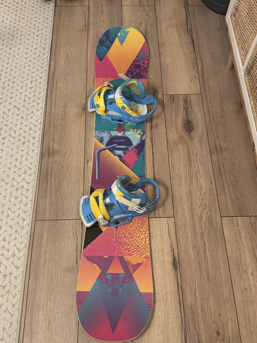 Burton Lip-Stick + Burton Custom EST – deska snowboardowa + wiązania ...