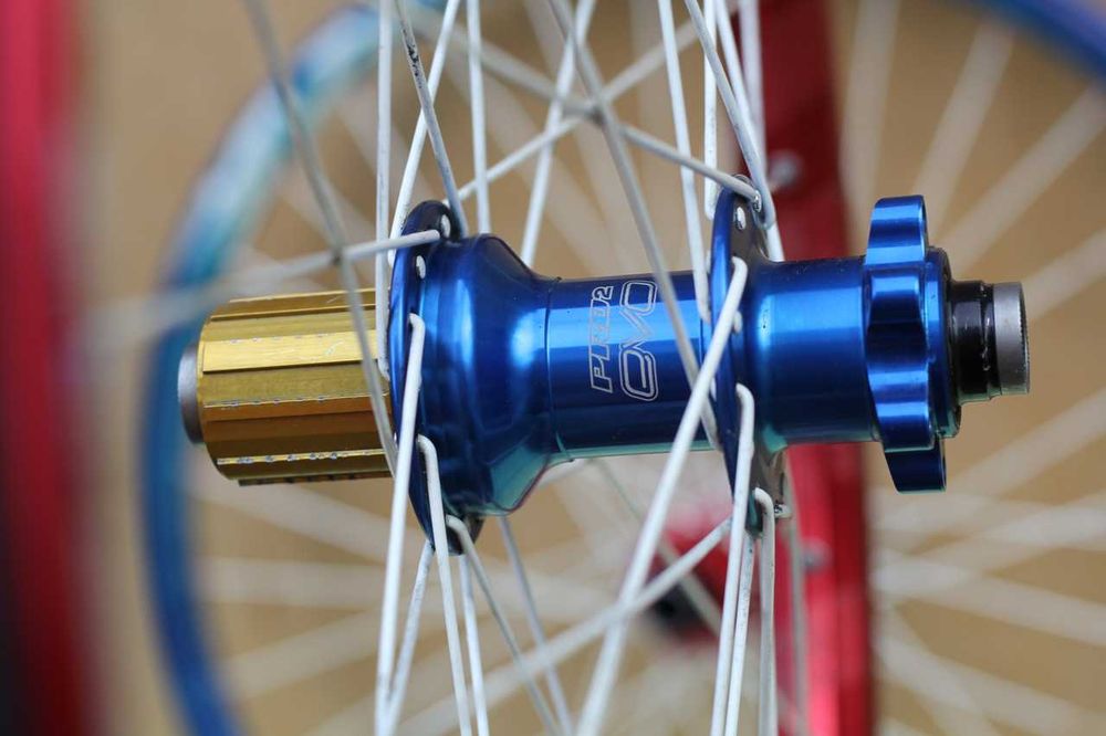 Колеса 26: HOPE PRO II EVO (20x110, 150x12) + SIXPACK: 4 650 грн ...