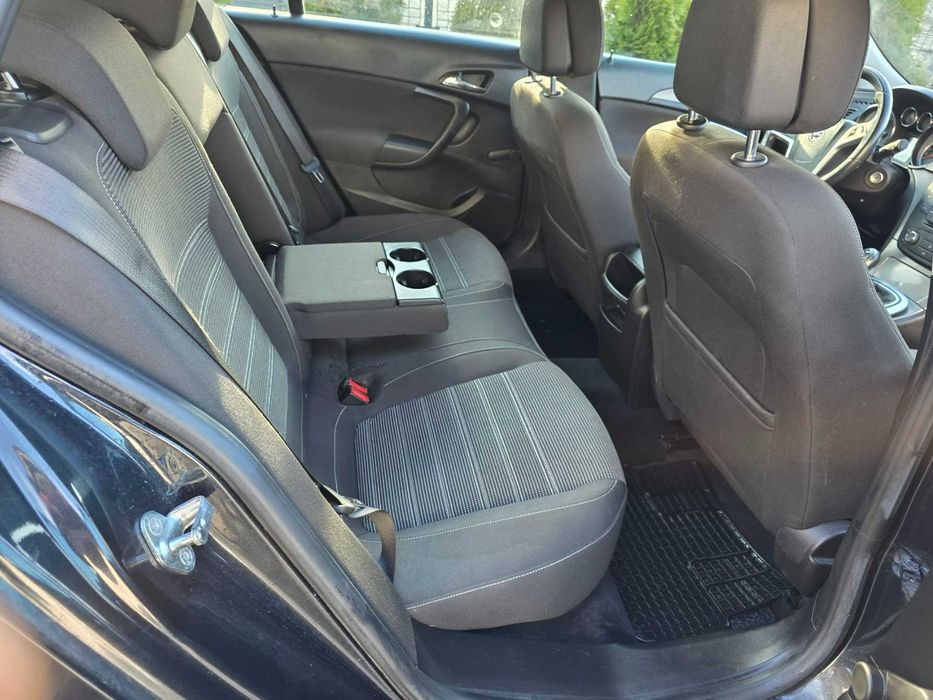 Opel Insignia 2.0 CDTI Sports Tourer SW Chojna • OLX.pl