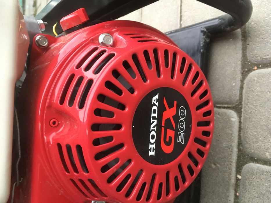 Генератор бензиновий generator honda EA3000 AVR VSP оригінал хонда: 32 ...