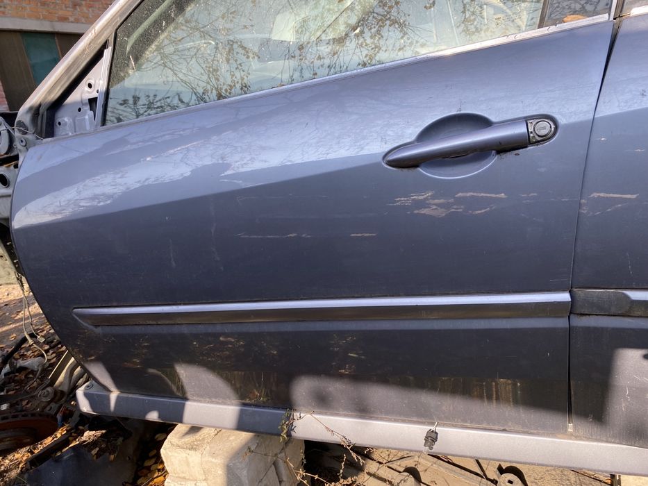 Дверка Задня ліва права передня Рено лагуна 3 хечбек Renault Laguna: 80 ...
