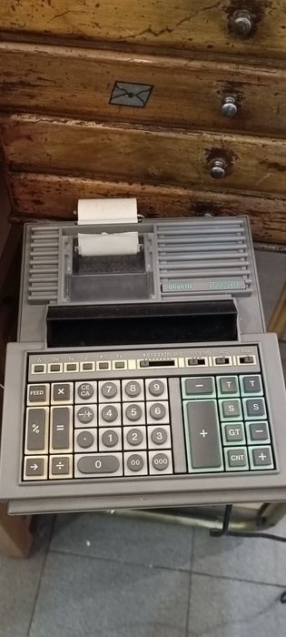 Calculadora Olivetti Olivais • OLX Portugal