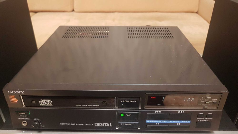 Проигрыватель CD Sony CDP-11 S DIGITAL made in Japan: 8 000 грн. - Cd / md / вінілові програвачі ...