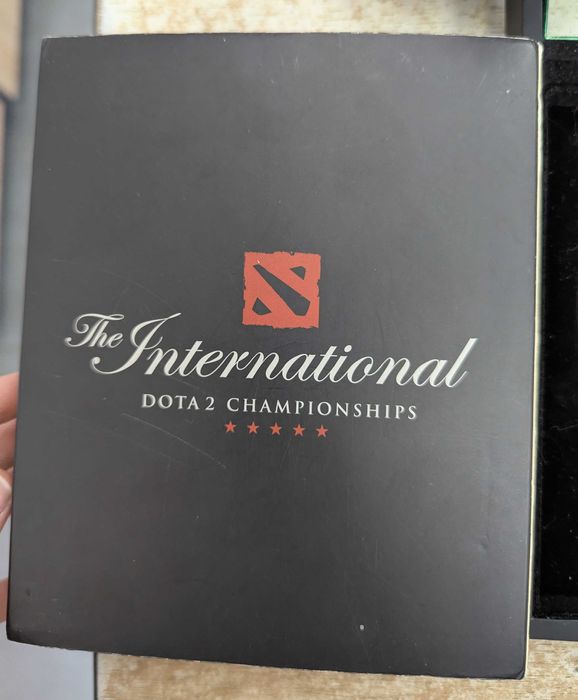 Aegis dota 2 2018 ОРИГІНАЛ: 6 700 грн. - Колекціонування Запоріжжя на Olx